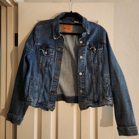 Levi's | Jackets & Coats | Xl Levis Cropped Denim Jacket | Poshmark